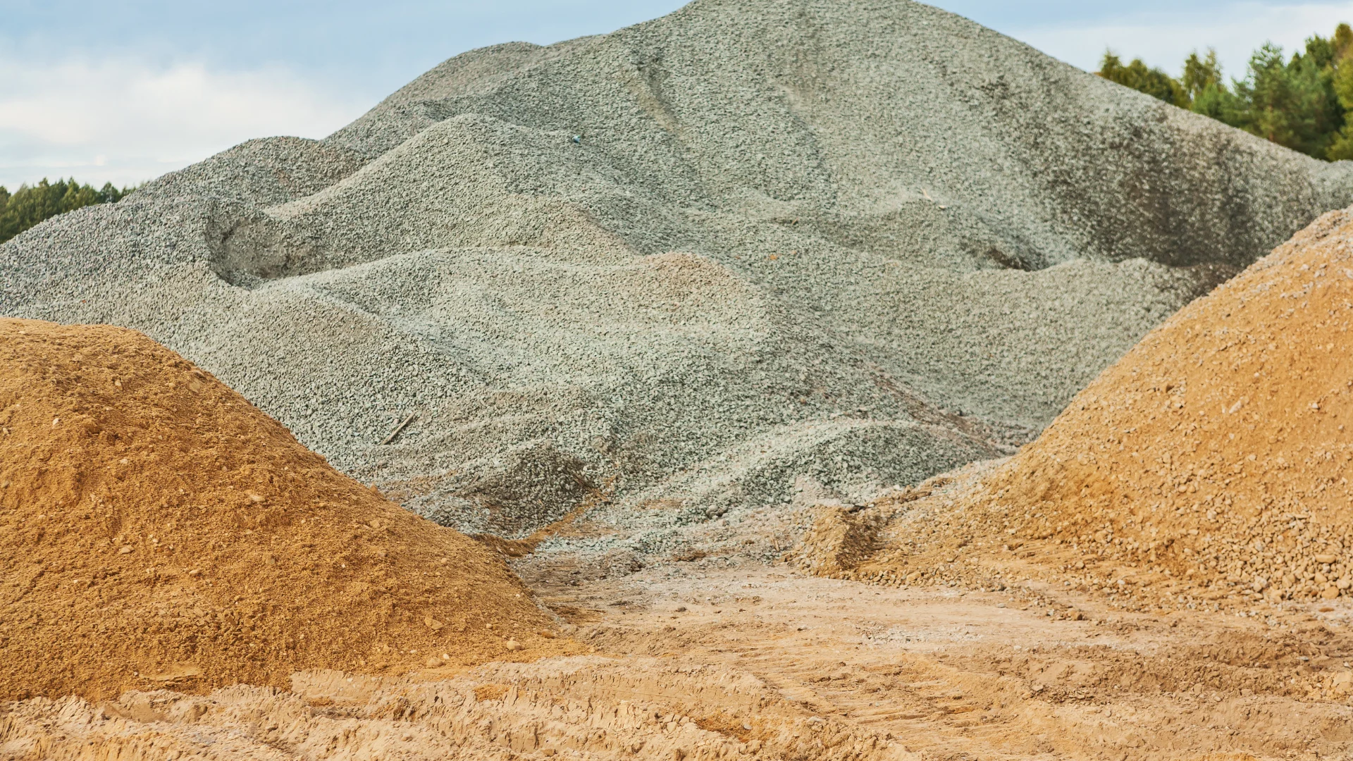 Sand Removal Services - High End Excavating Ltd